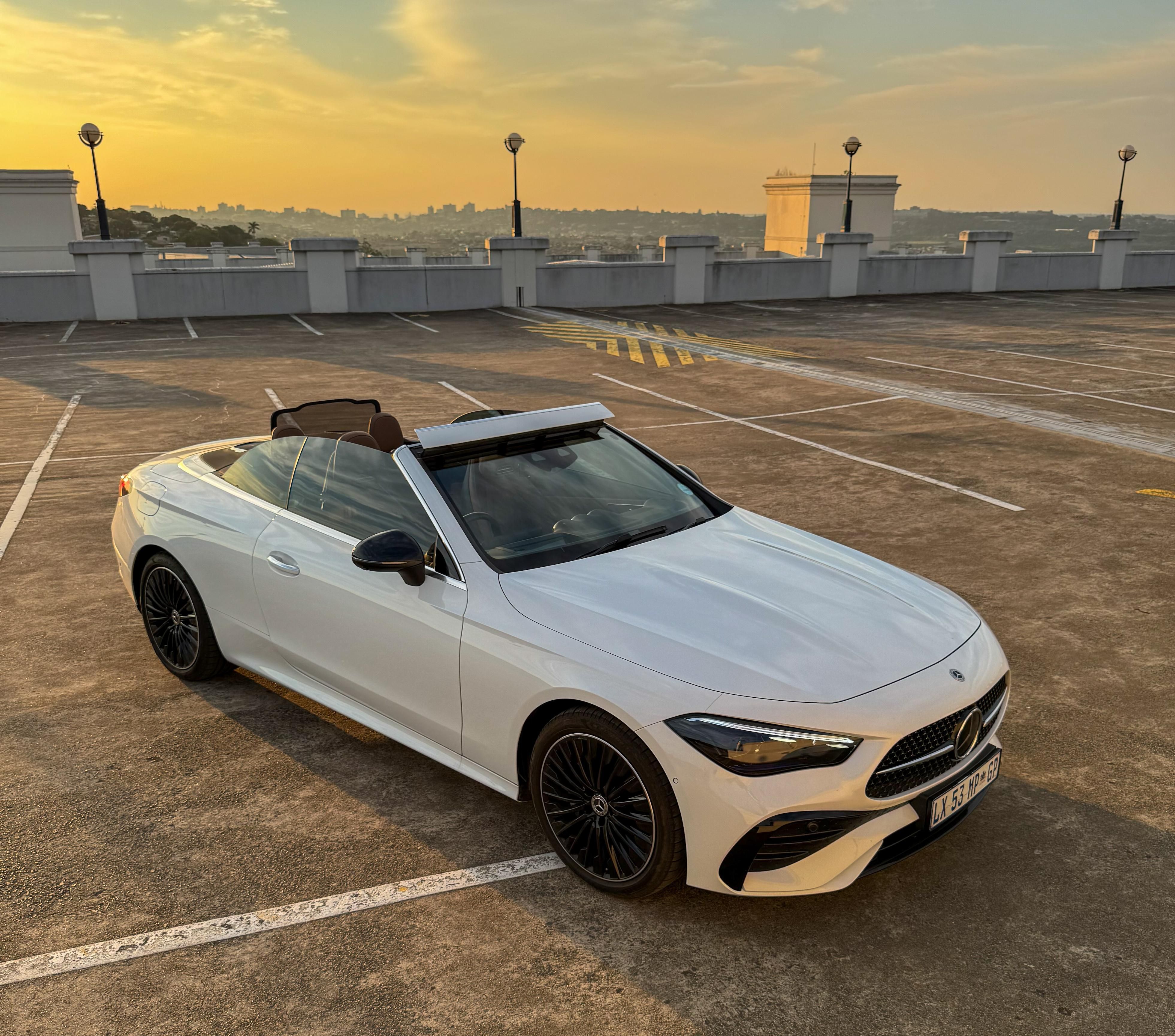 Ayidingi ulinde ihlobo ukuze uyivule iMercedes-Benz CLE eyisilahla