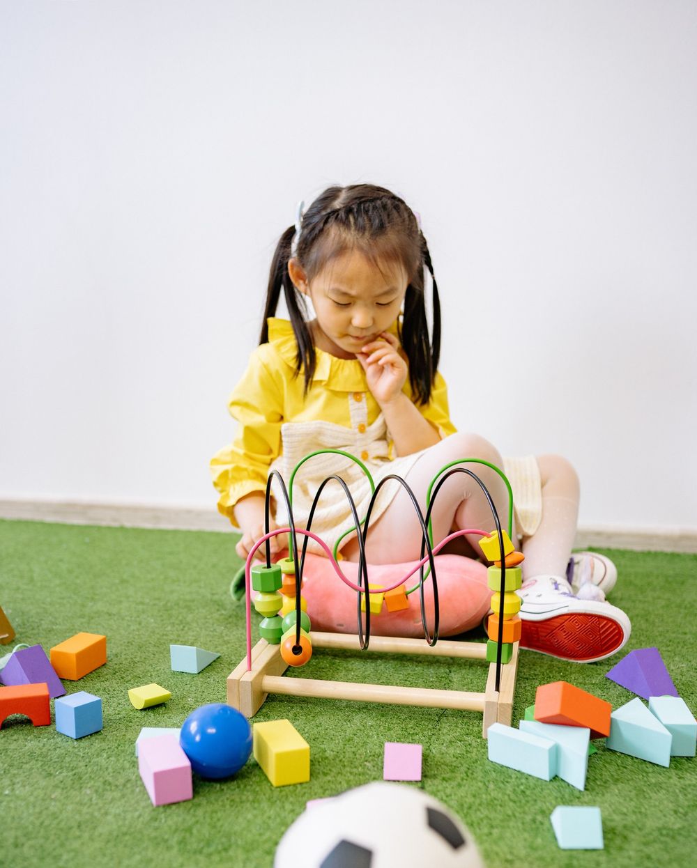 What is the best way to motivate children to learn?