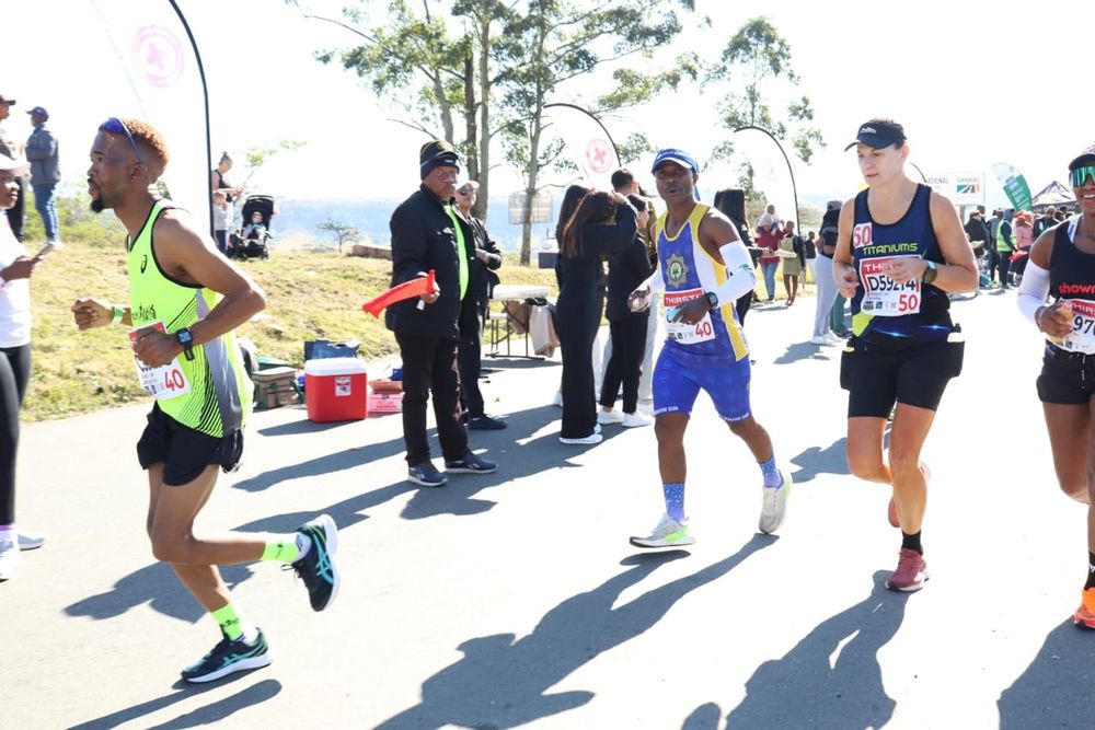 ‘Not all police officers are fat and lazy’: Cop enters and completes ...