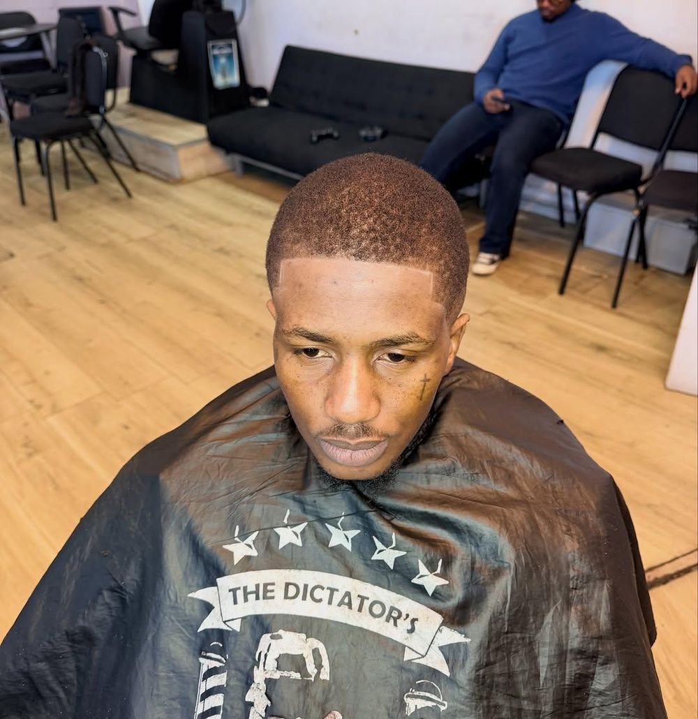 Rapper Emtee debuts fresh fade haircut after cutting his signature ...