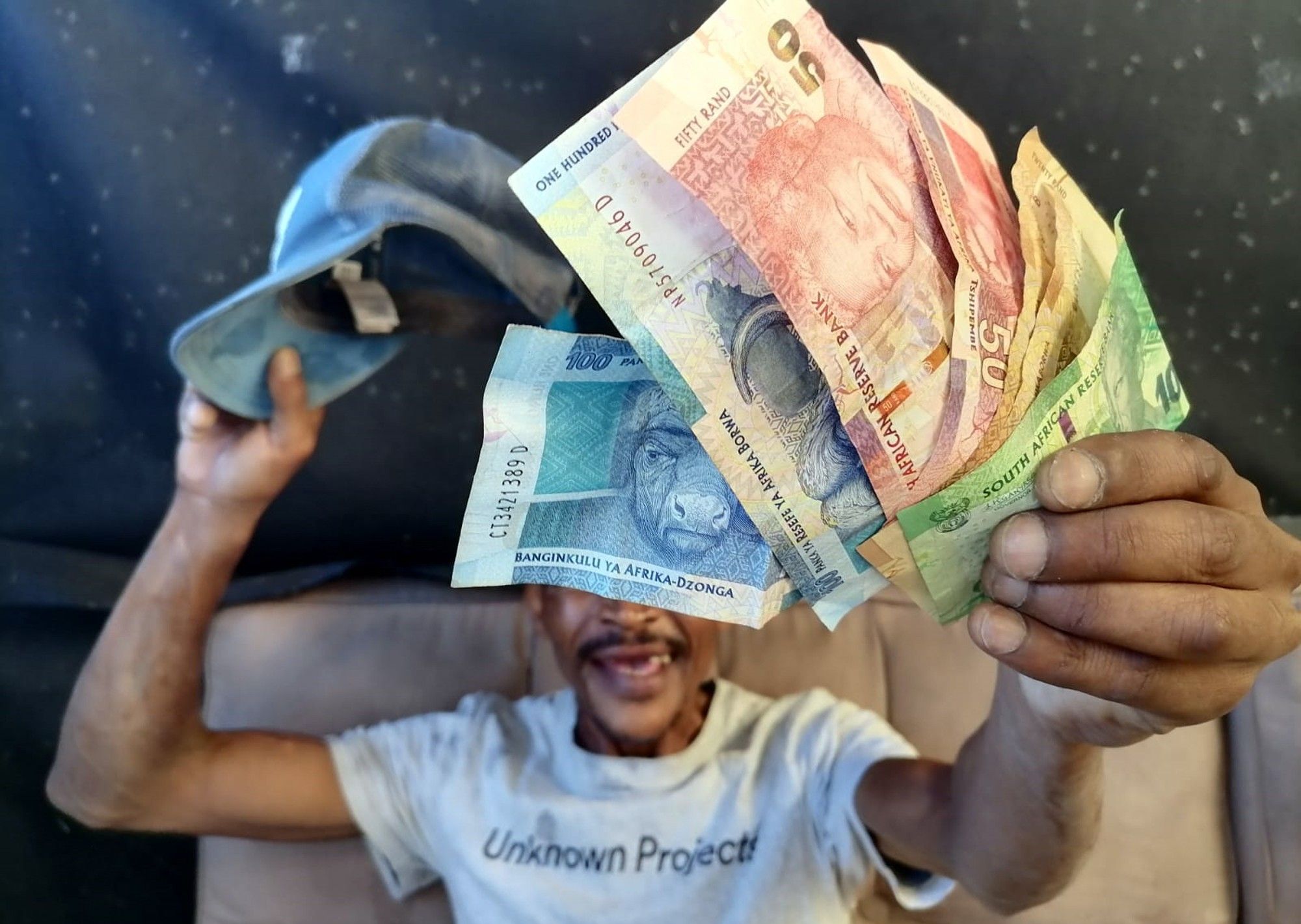 A guide to R350 grant process: How to check and verify your application ...