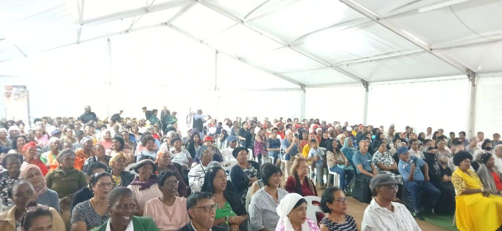 Gift of the Givers brings joy to Durban's elderly citizens with a ...