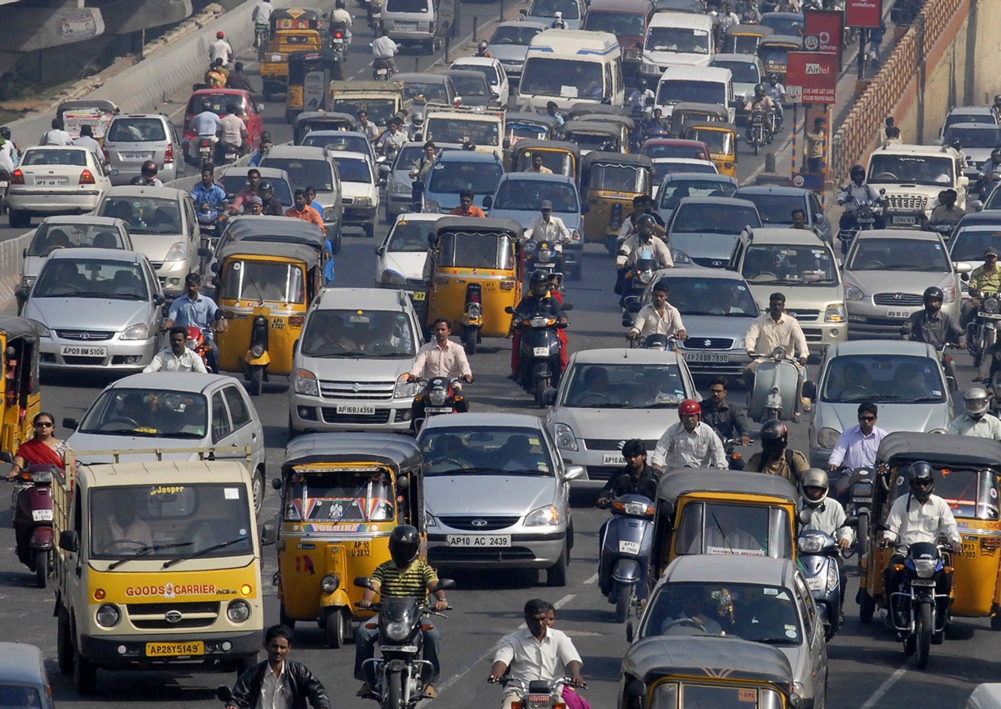 'World has too many cars' -Ford