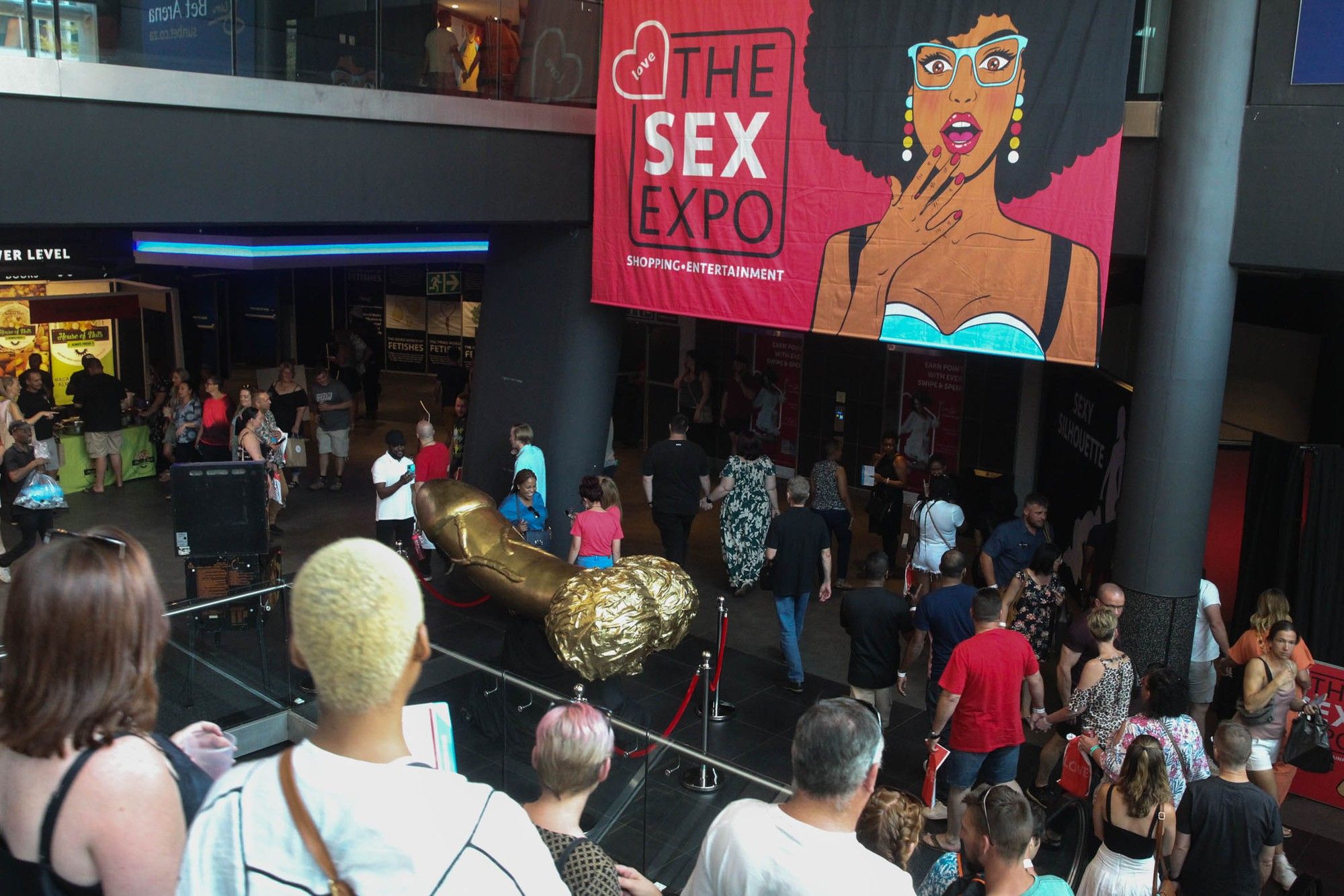 Thousands gather at Times Square for Sex Expo