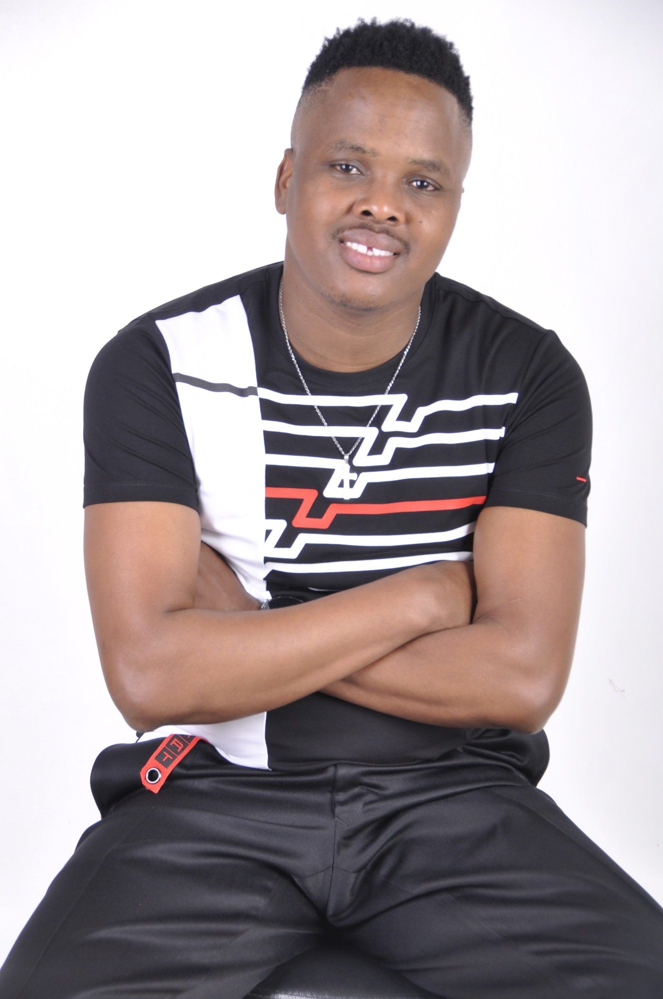 Khuzani's ‘Angidlali Nezingane’ makes history as first Maskandi album ...