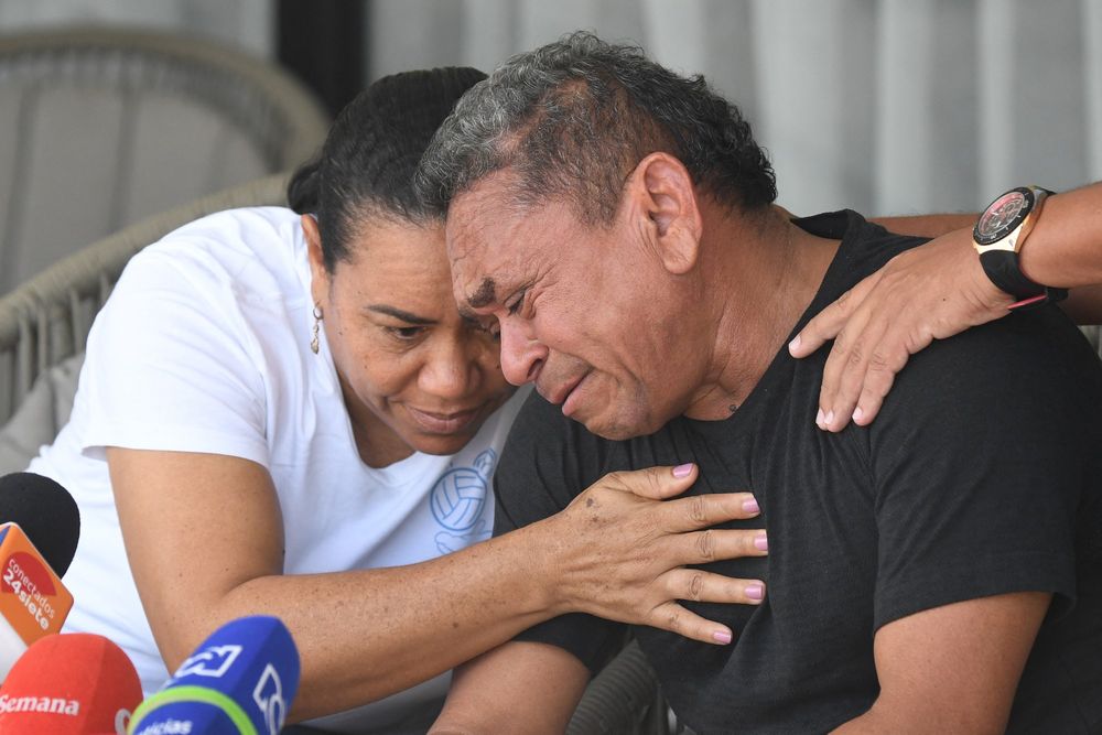 Liverpool’s Luis Diaz, dad reunited after 12-day kidnapping ordeal