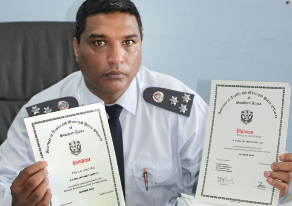 Metro police head fights back