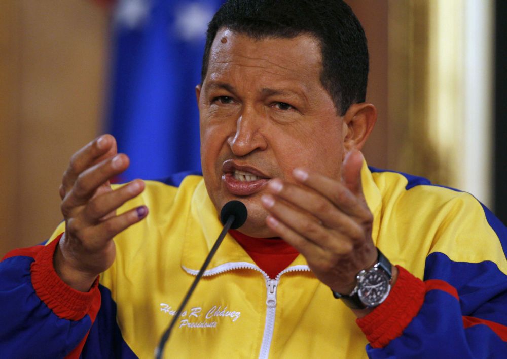 Chavez puts pressure on news network