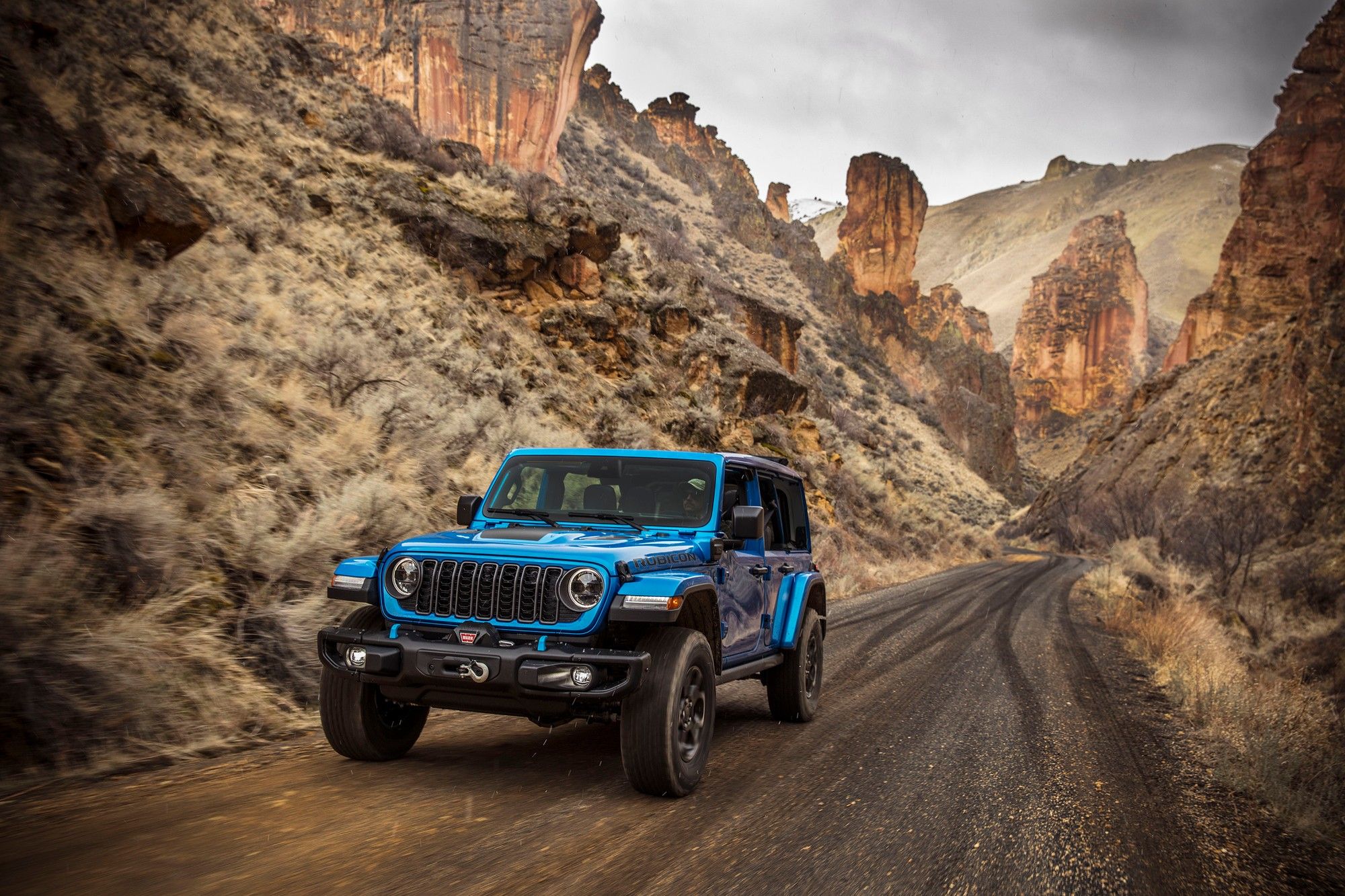 Jeep Wrangler gets a makeover for 2024: fresh look, new cabin, enhanced 4WD