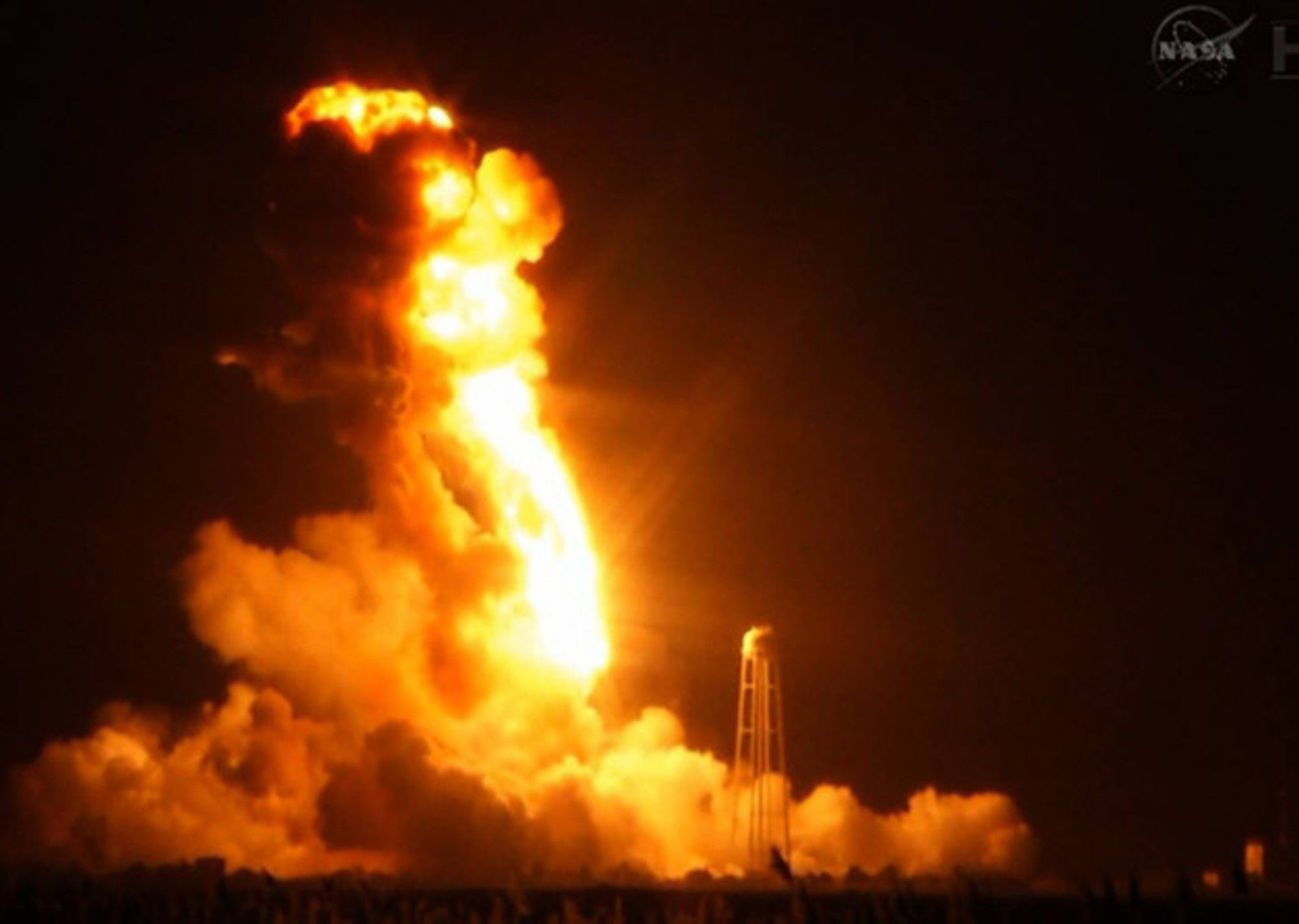 Rockets to have launch-escape systems