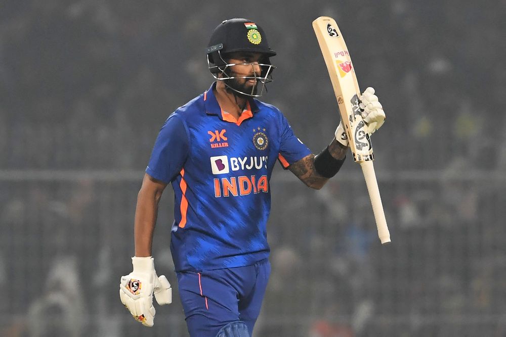 KL Rahul helps India beat Sri Lanka to clinch ODI series