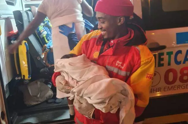 HERO IN A HALF SHELL - Kuila petrol attendant delivers baby and now ...