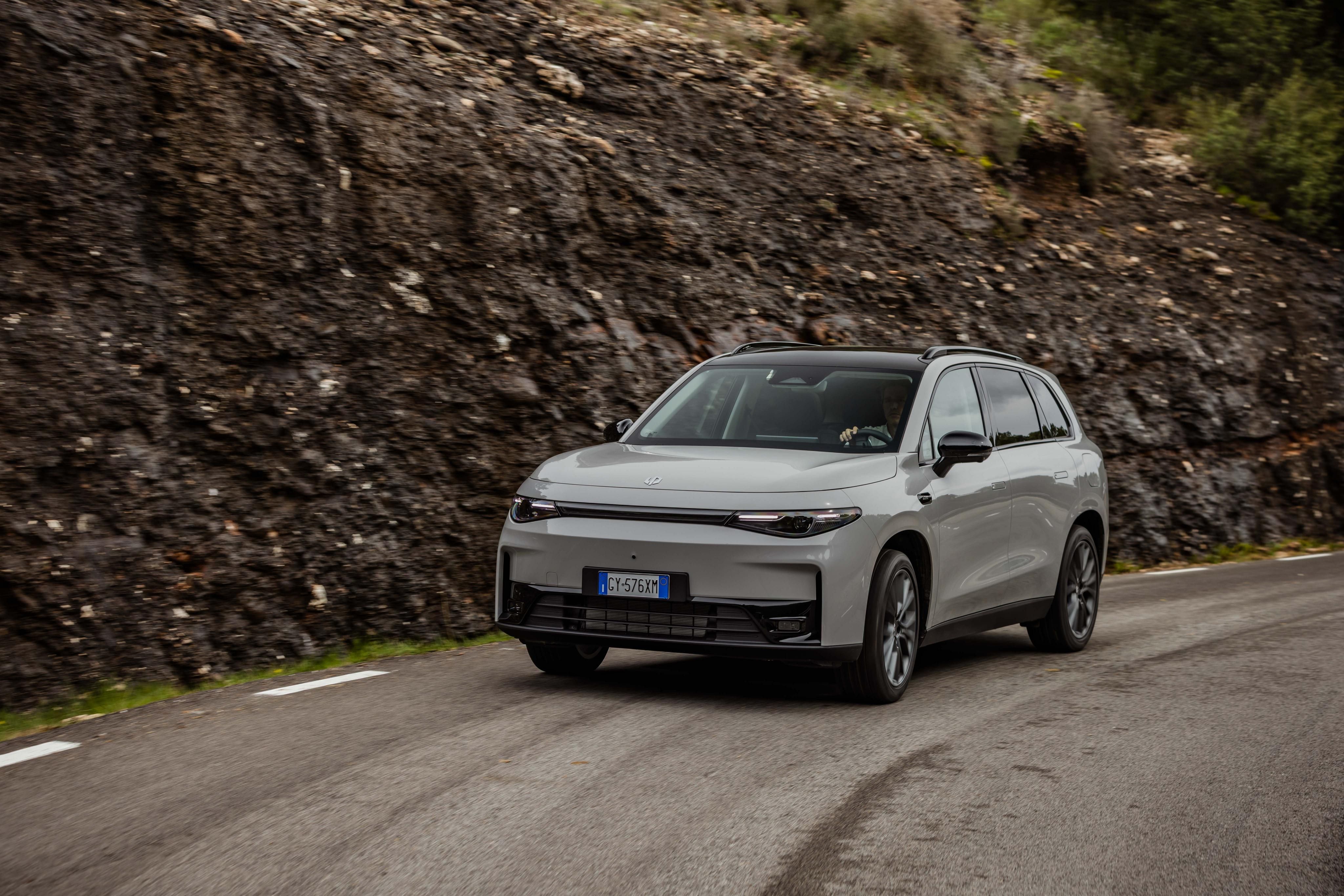 First drive of the Leapmotor C10 REEV: The future of petrol-electric ...