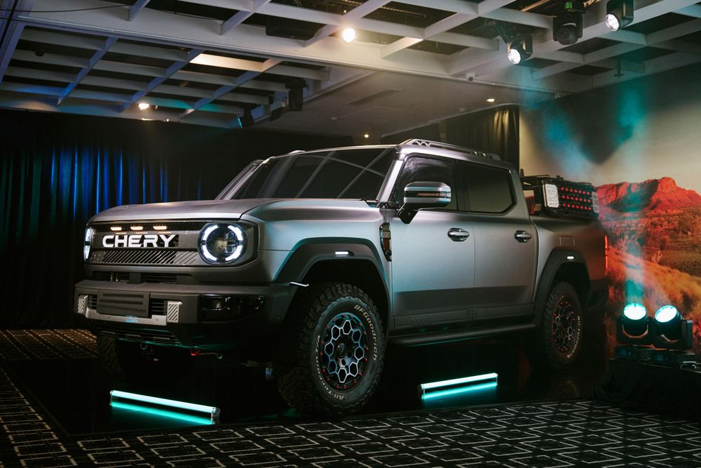 Chery reveals bold new flagship bakkie prototype with Bronco looks