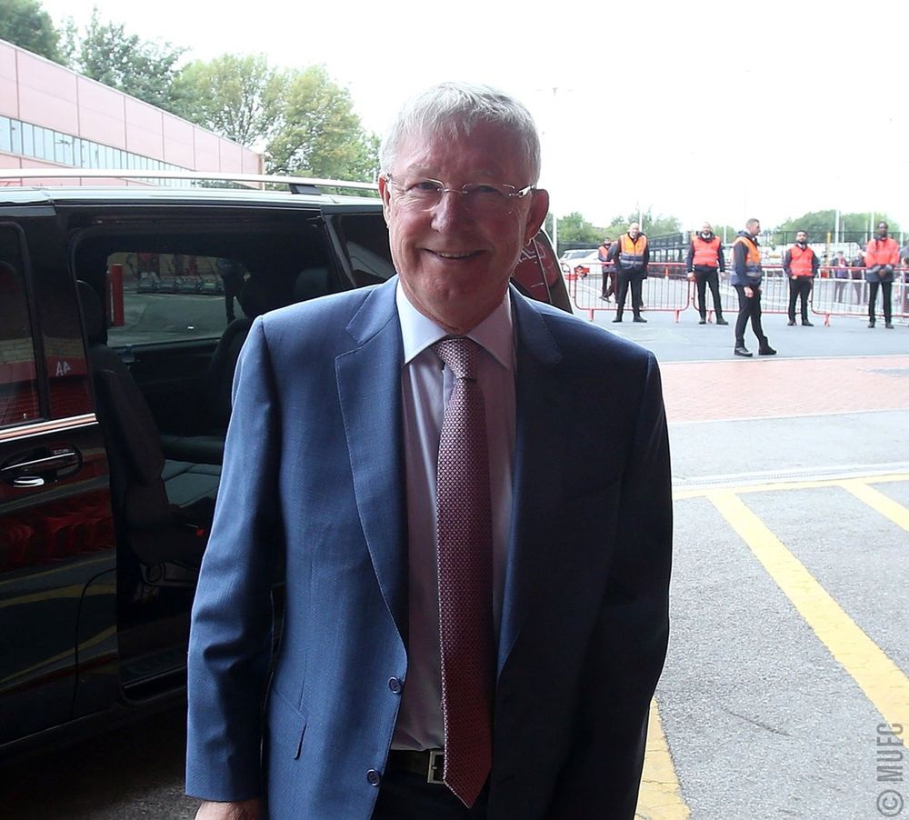 'Welcome back': Ferguson at United for first time since brain op