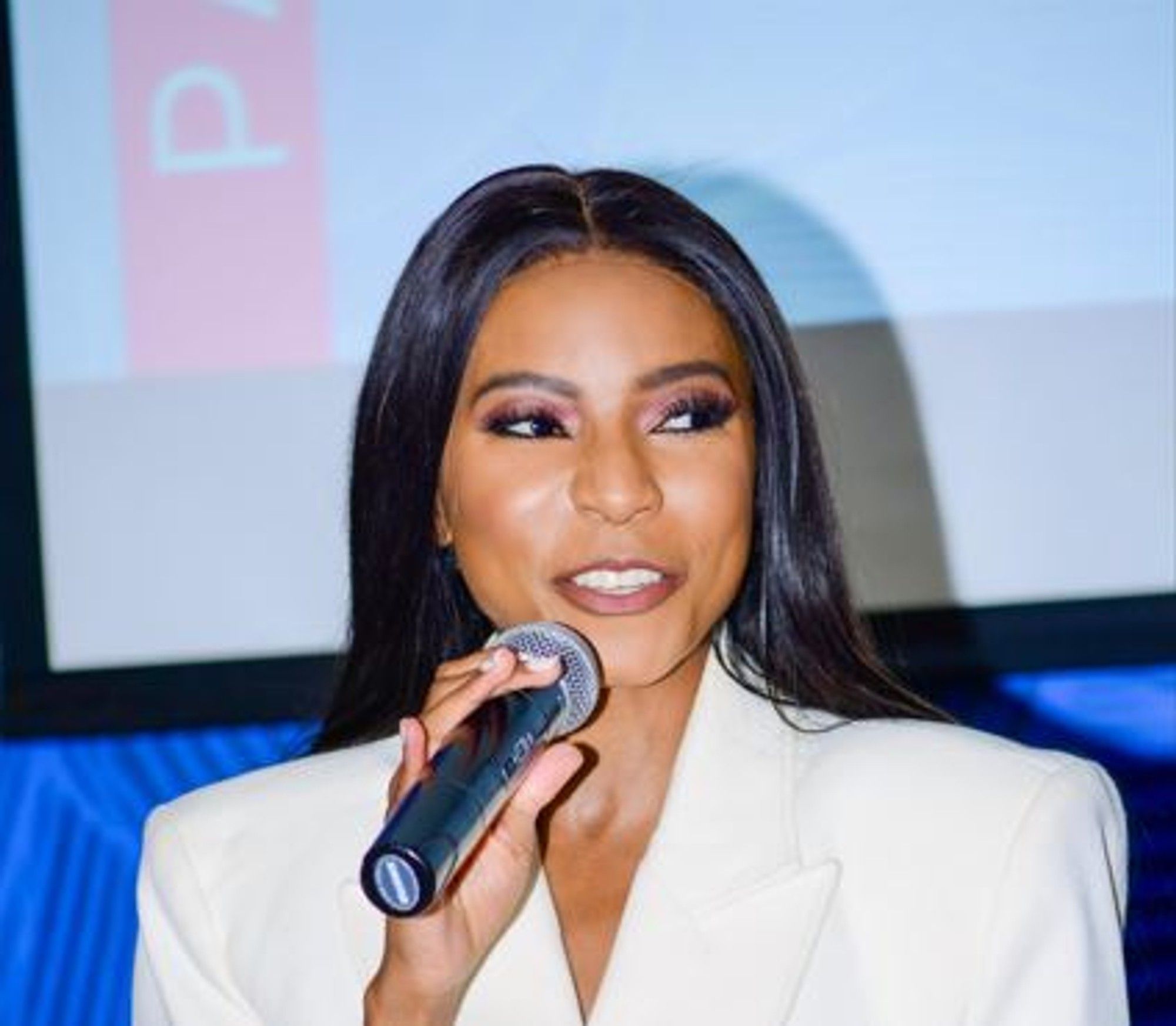 Empowering entrepreneurs: Bahumi Mhlongo's journey to motivational speaking