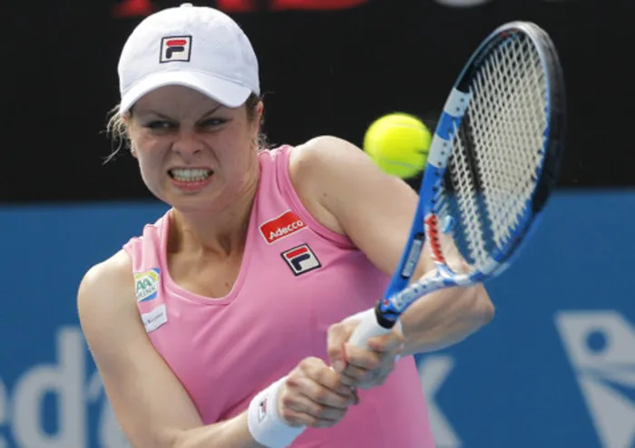 Clijsters, Li make Sydney final