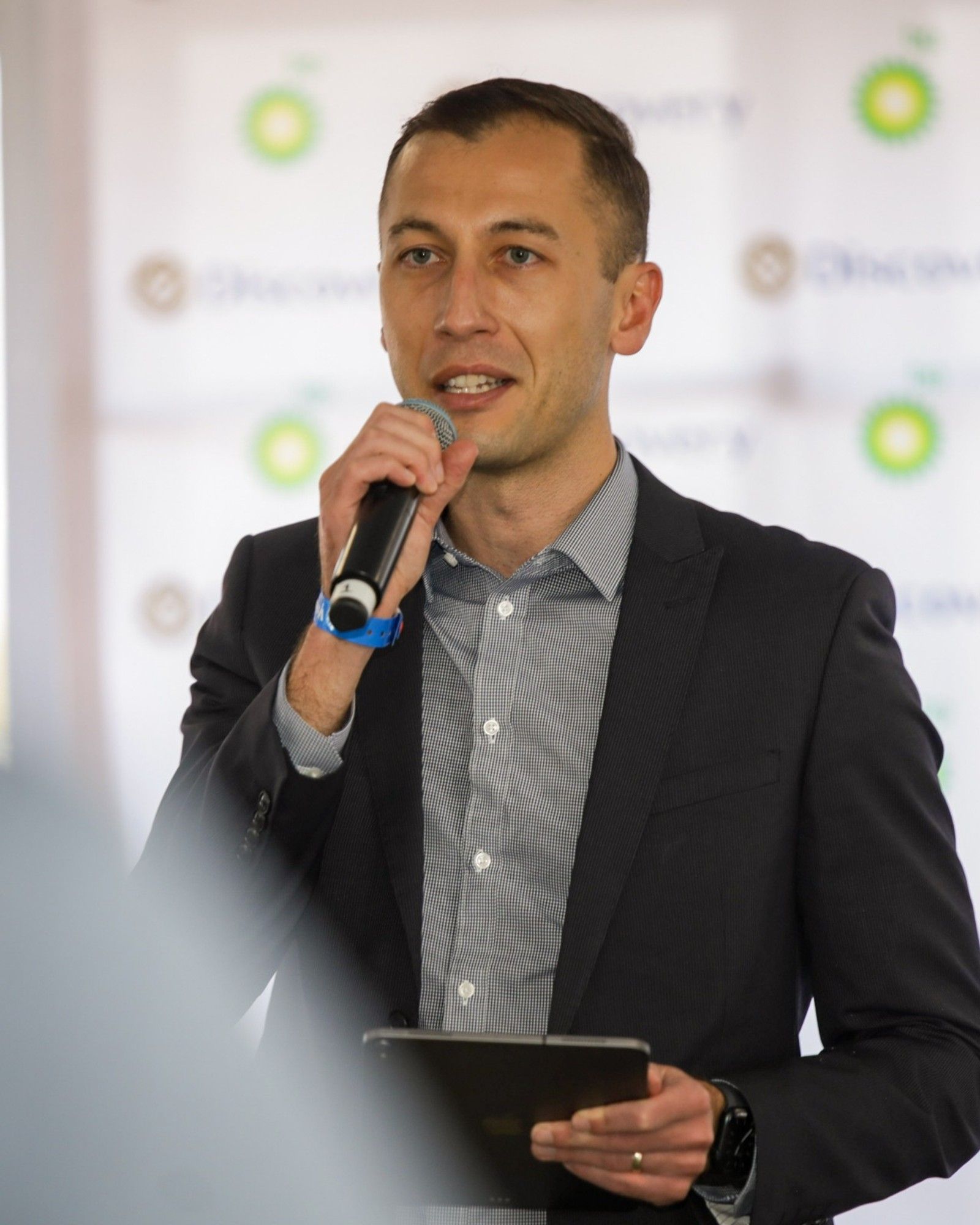 Insurer emphasises safe driving on SA roads as motorists rewarded with ...