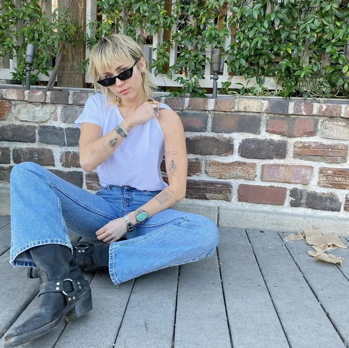 Miley Cyrus promises new music in 2020