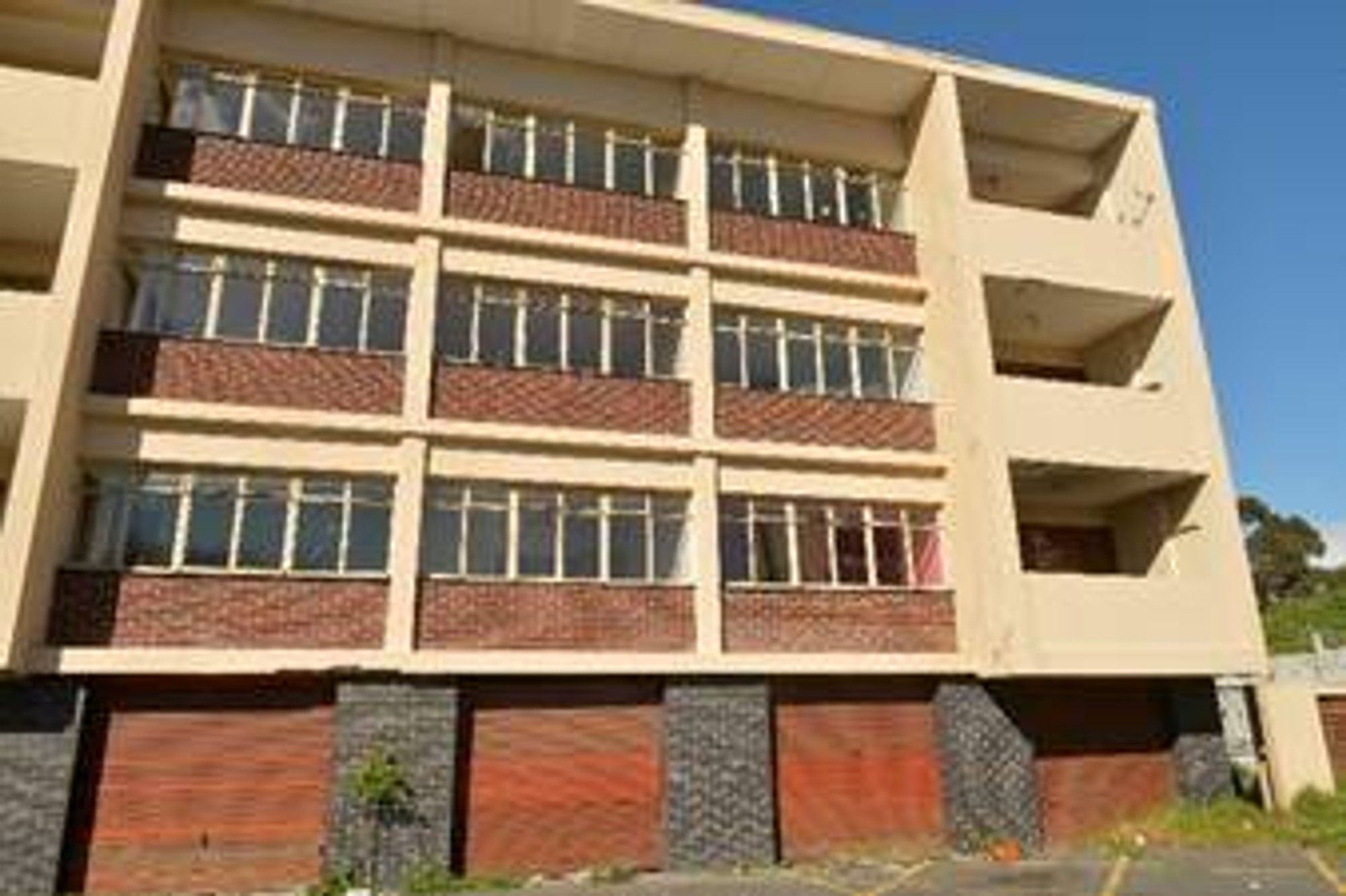 City of Cape Town to convert derelict Parow buildings into 6000 social ...