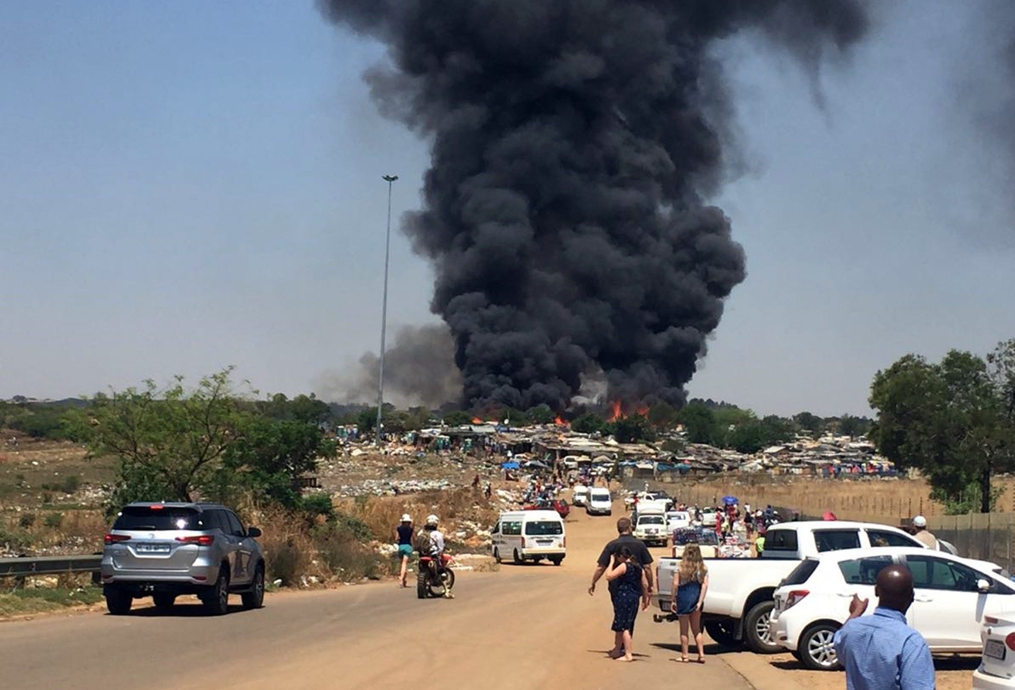 Tshwane mobilises aid for Plastic View informal settlement after inferno