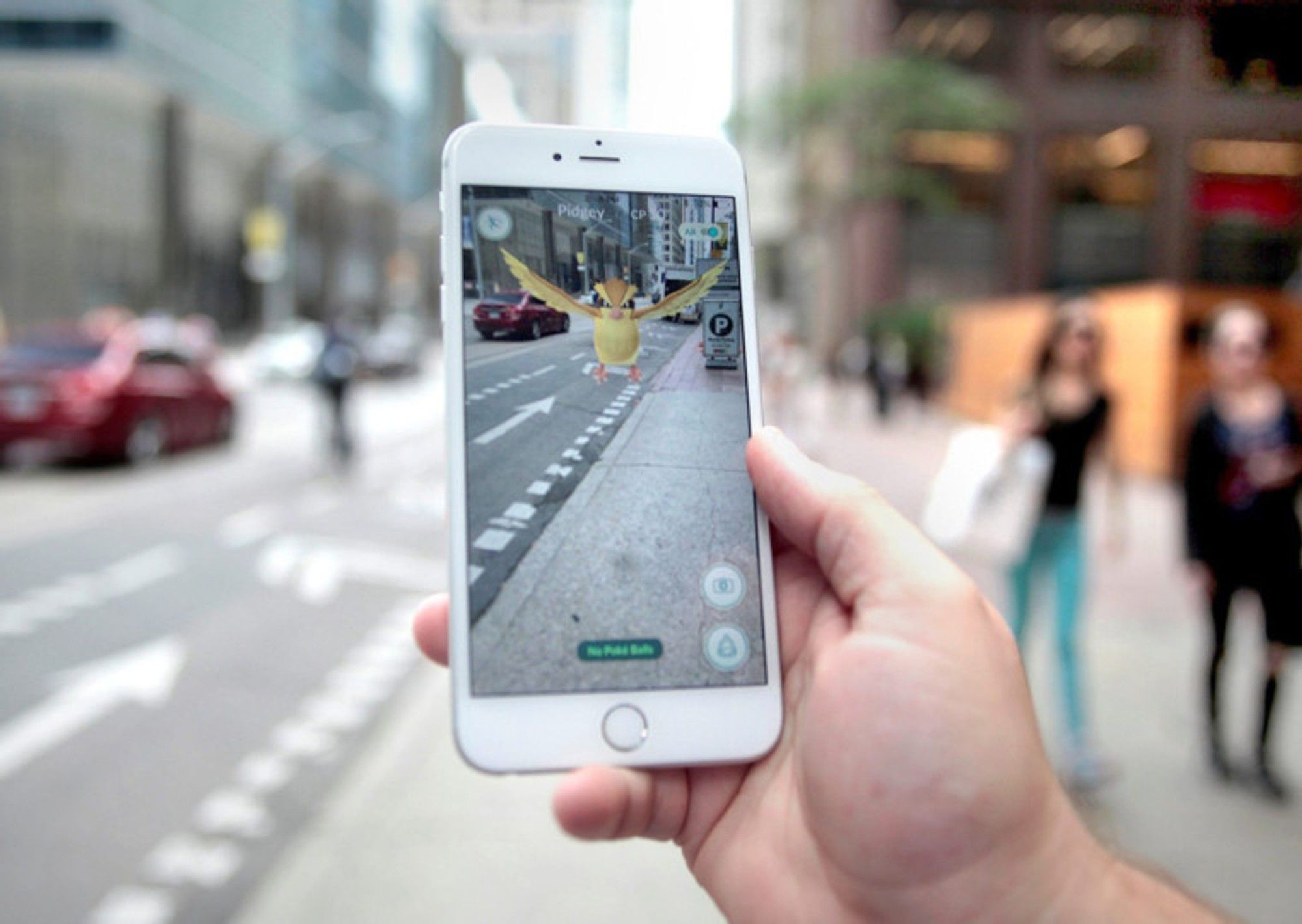Japan reports first Pokémon Go death