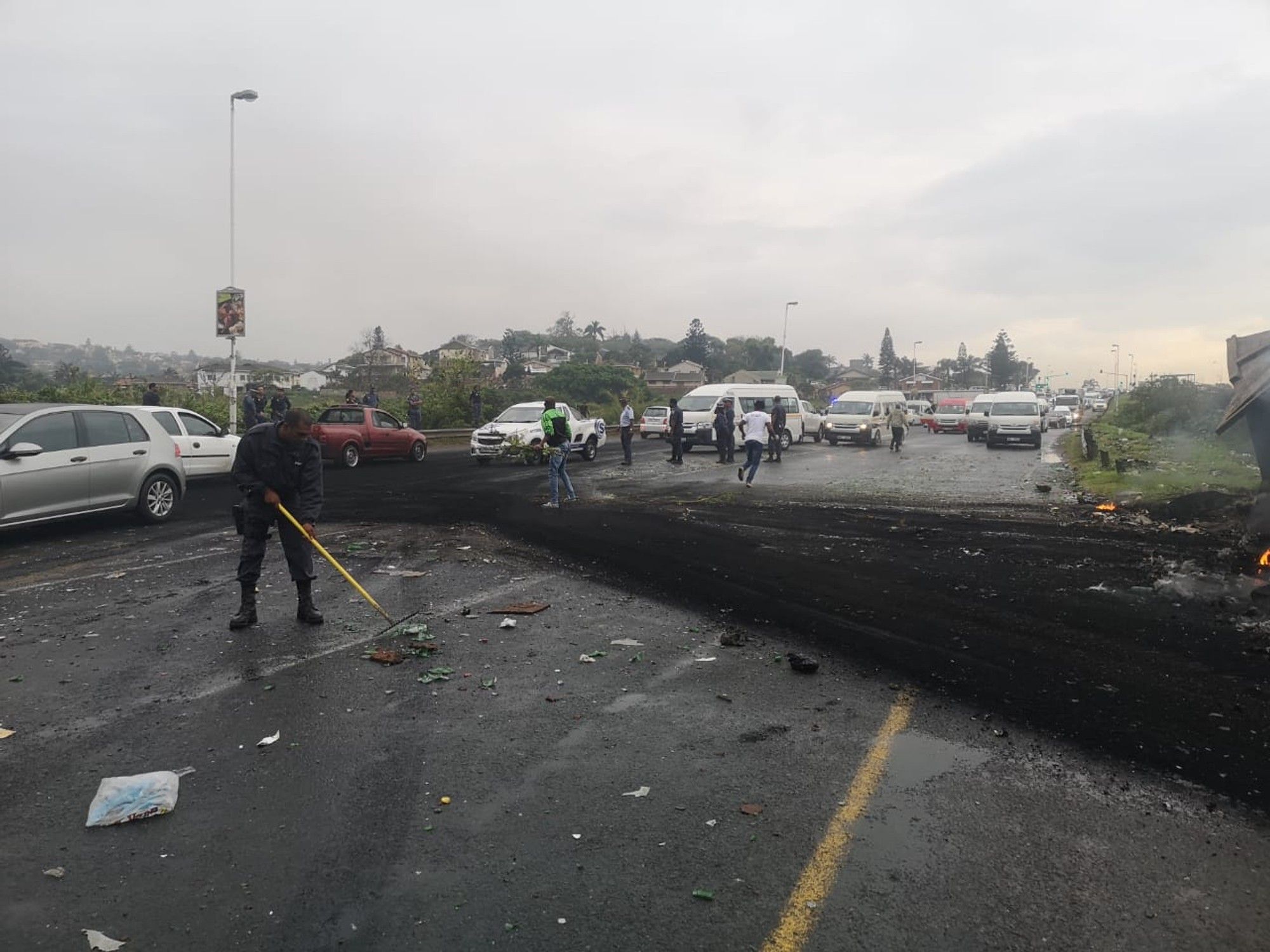 WATCH: Isipingo roads re-opened after early morning service delivery ...