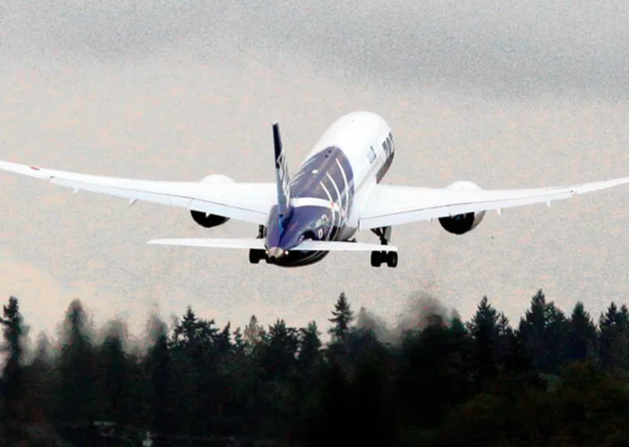 SA and UK families split for Christmas as new COVID-19 variant ruins ...