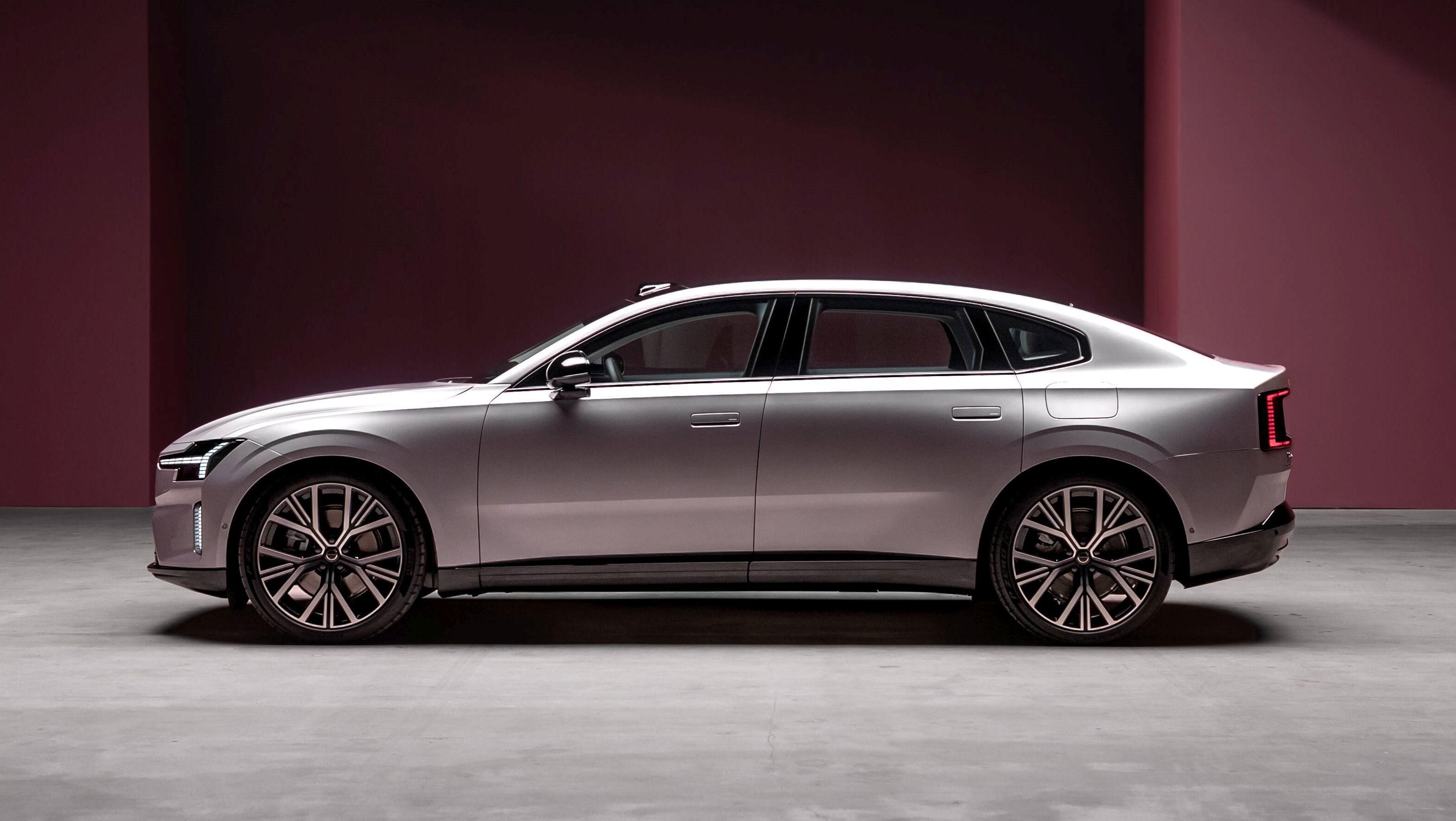 Volvo’s new ES90 flagship sedan is a super-computer on wheels that can ...
