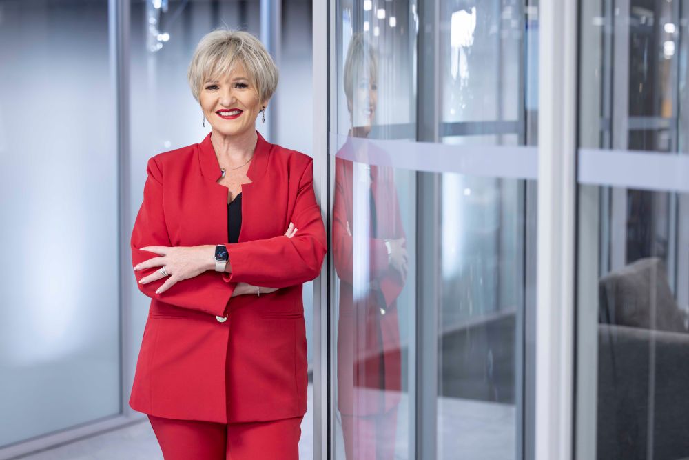 Habit Stacking with Jeanette Marais, CEO of Momentum Group