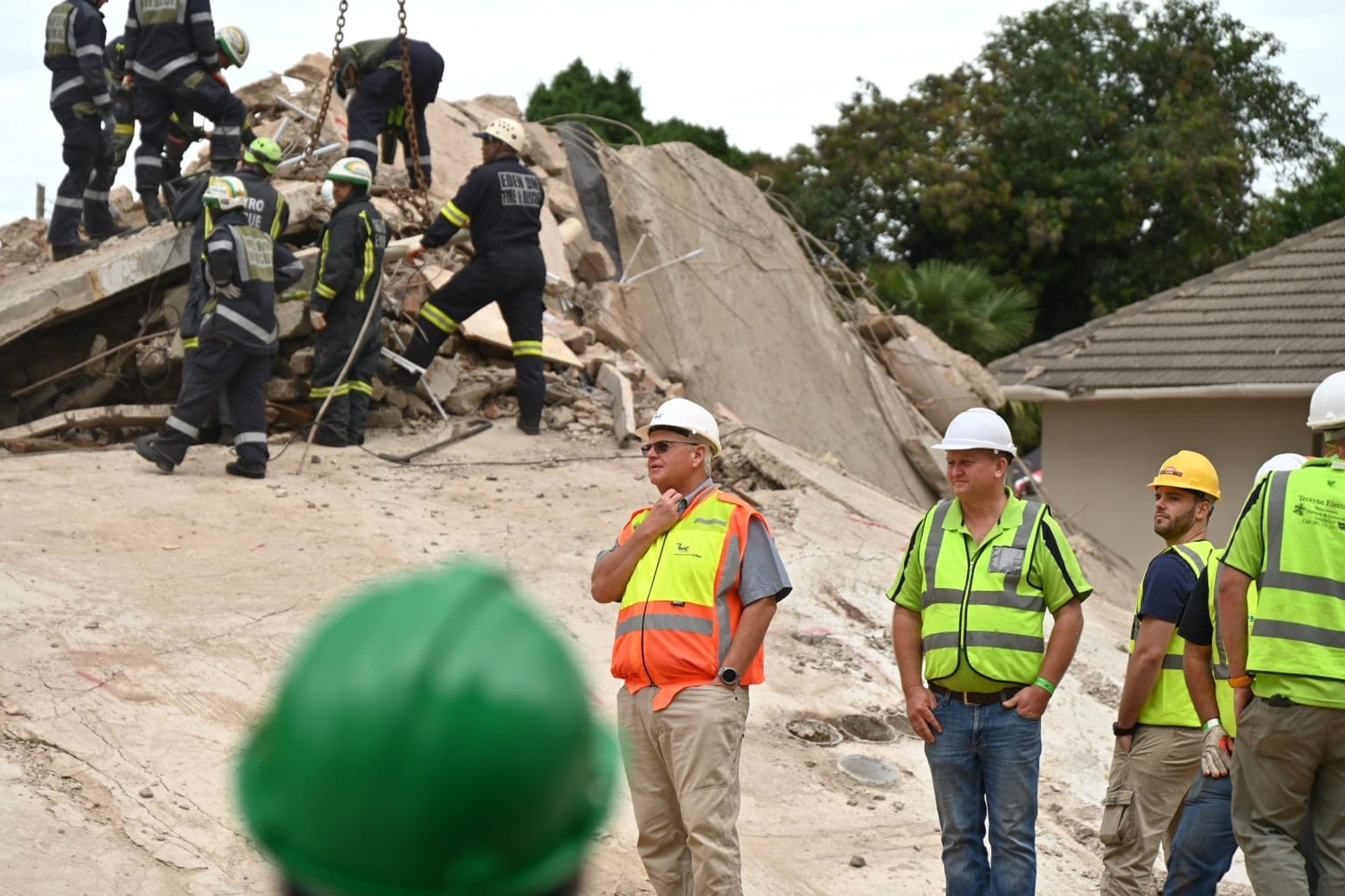 Property experts say it’s too early to point fingers in George building ...