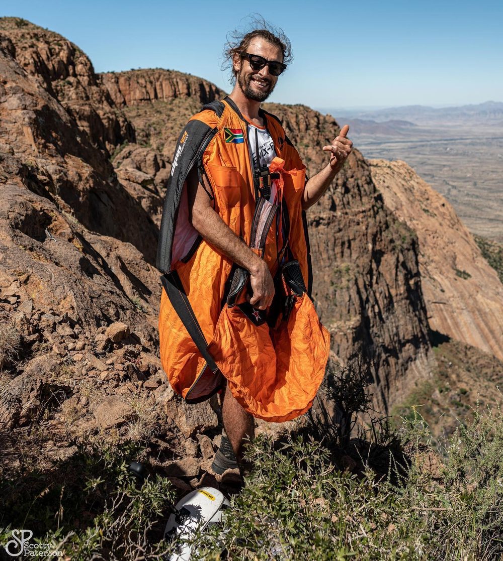 World mourns wingsuit pilot JJ Wallis after tragic paragliding accident