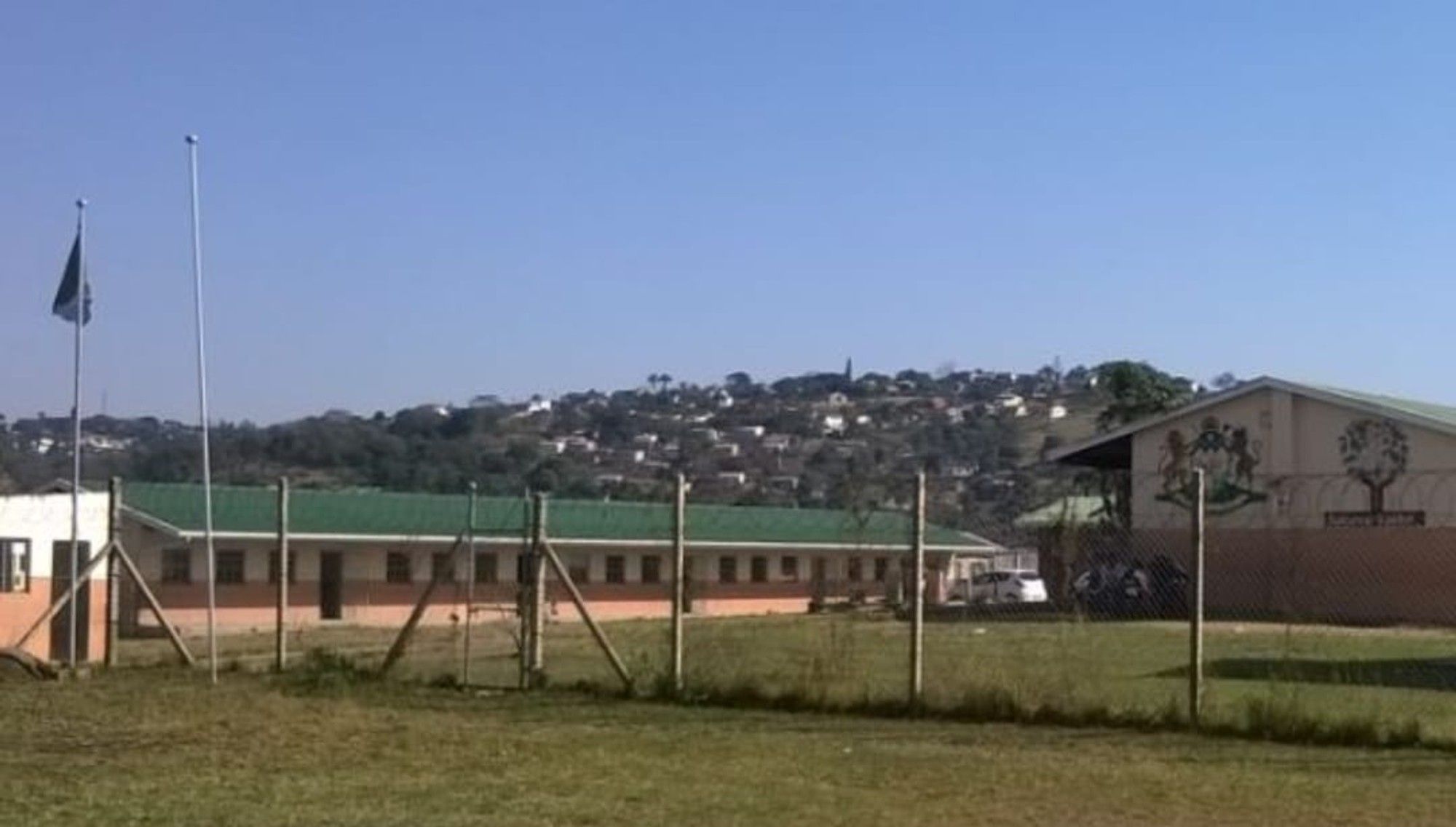 Bathukile uthisha obehlale ezintelela ebulala ngesihluku