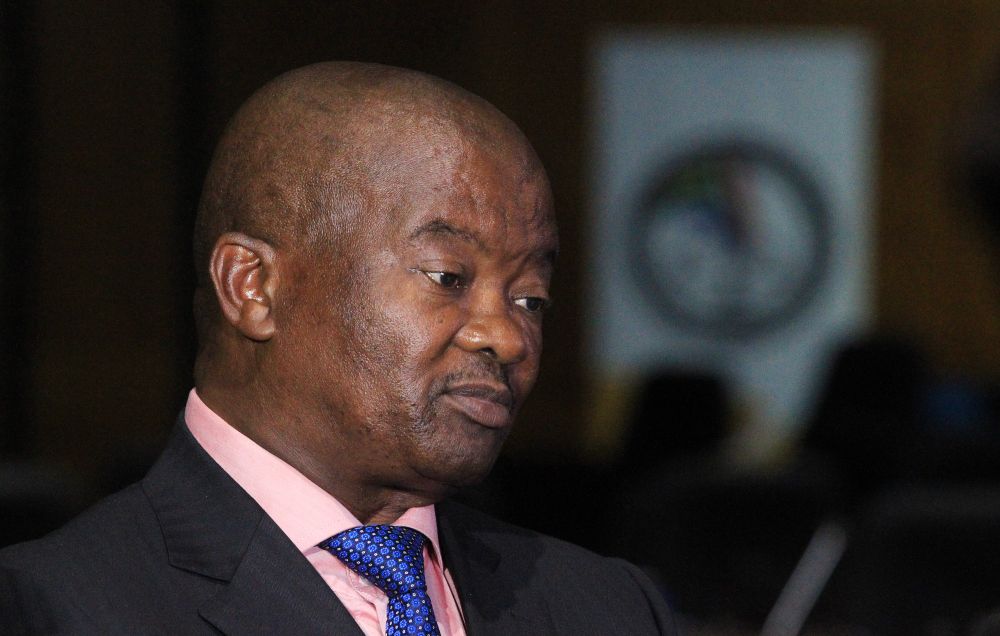 Holomisa exposes alleged ‘mega-looting’ at PIC and demands Ramaphosa ...