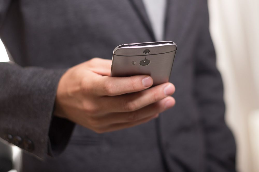 France working on 'StopCovid' contact-tracing app