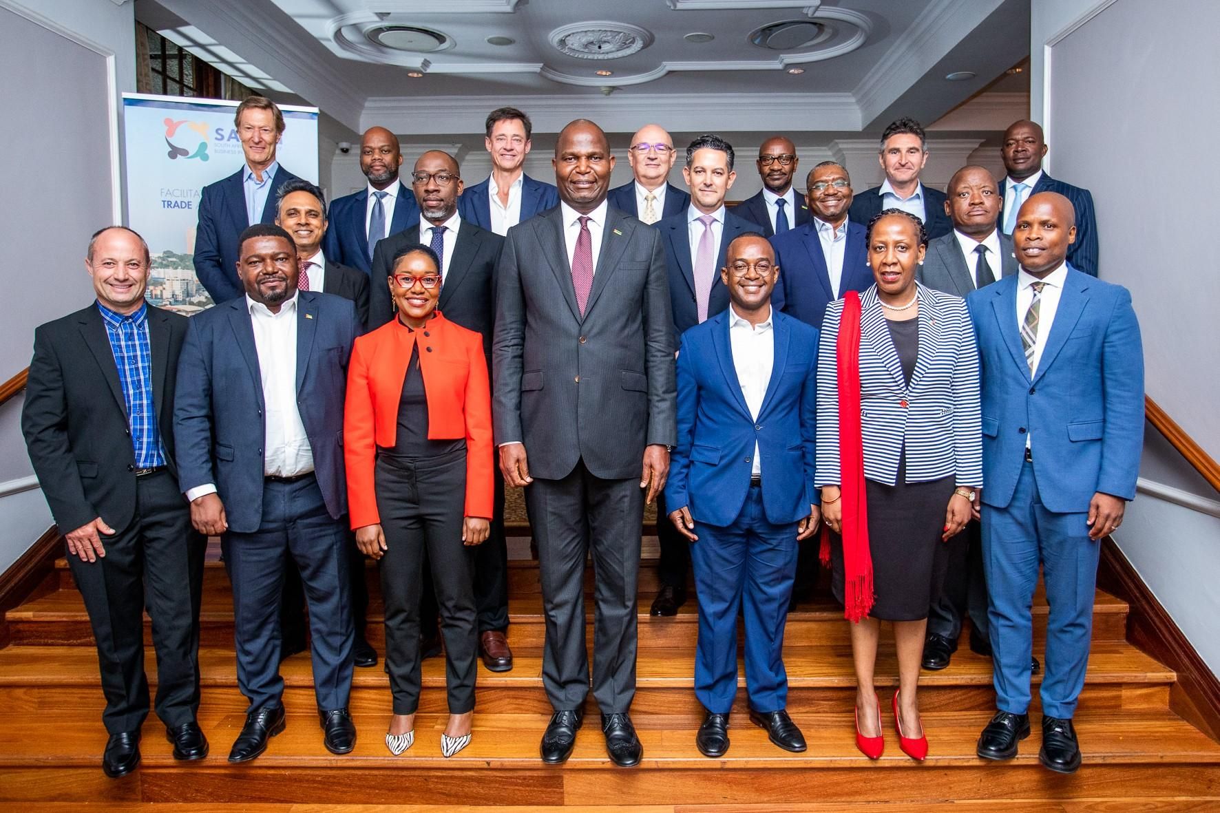 Mozambique President meets with key JSE CEOs to bolster relations