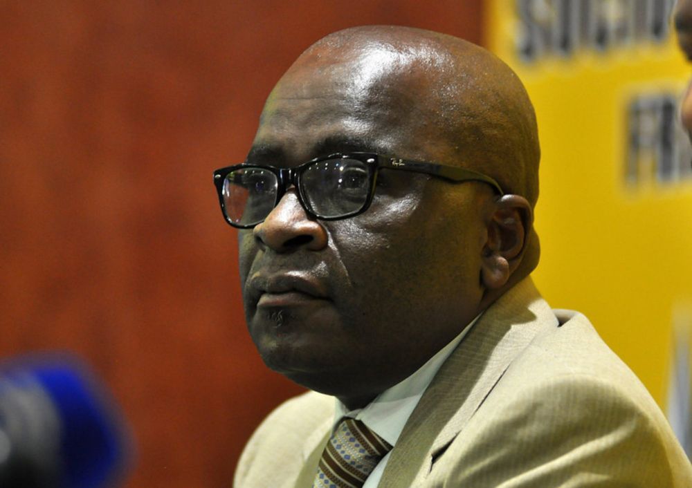 No swift end to platinum strike