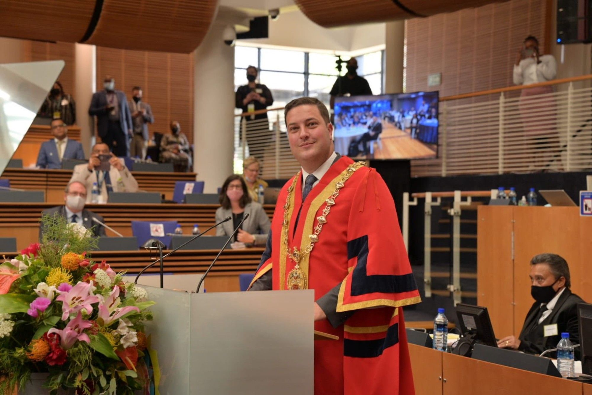 WATCH: Geordin Hill-Lewis officially becomes Cape Town's youngest mayor ...