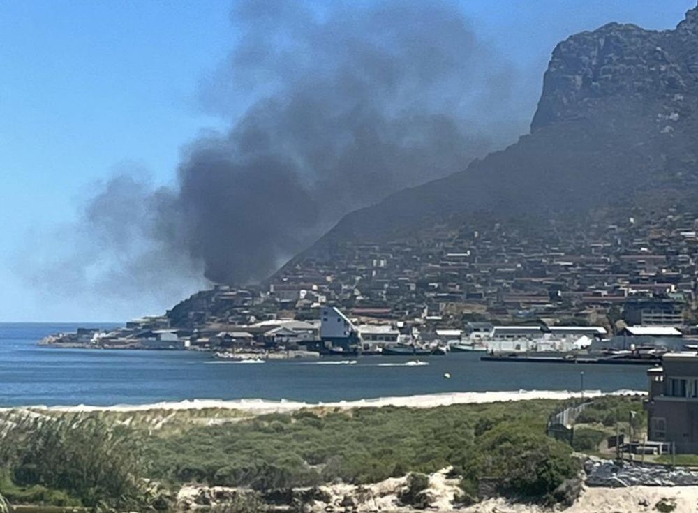 Hout Bay fire leaves residents homeless and alarmed