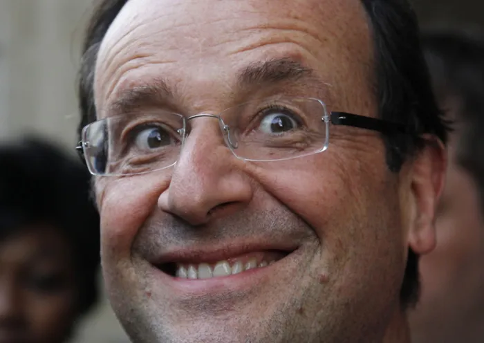 Hollande faces first French banking test