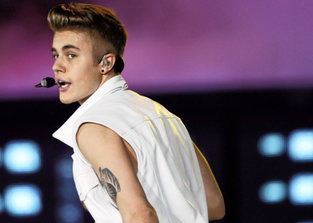 ‘I spent delicious night with Bieber’