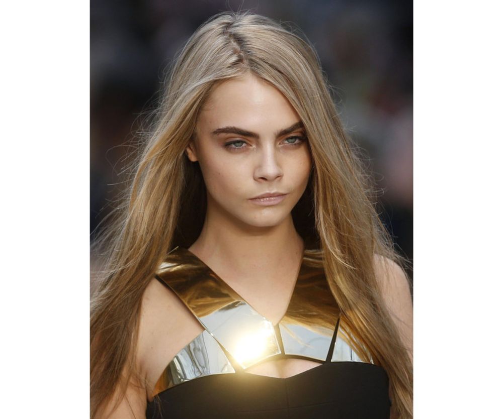 Cara struts her stuff in London