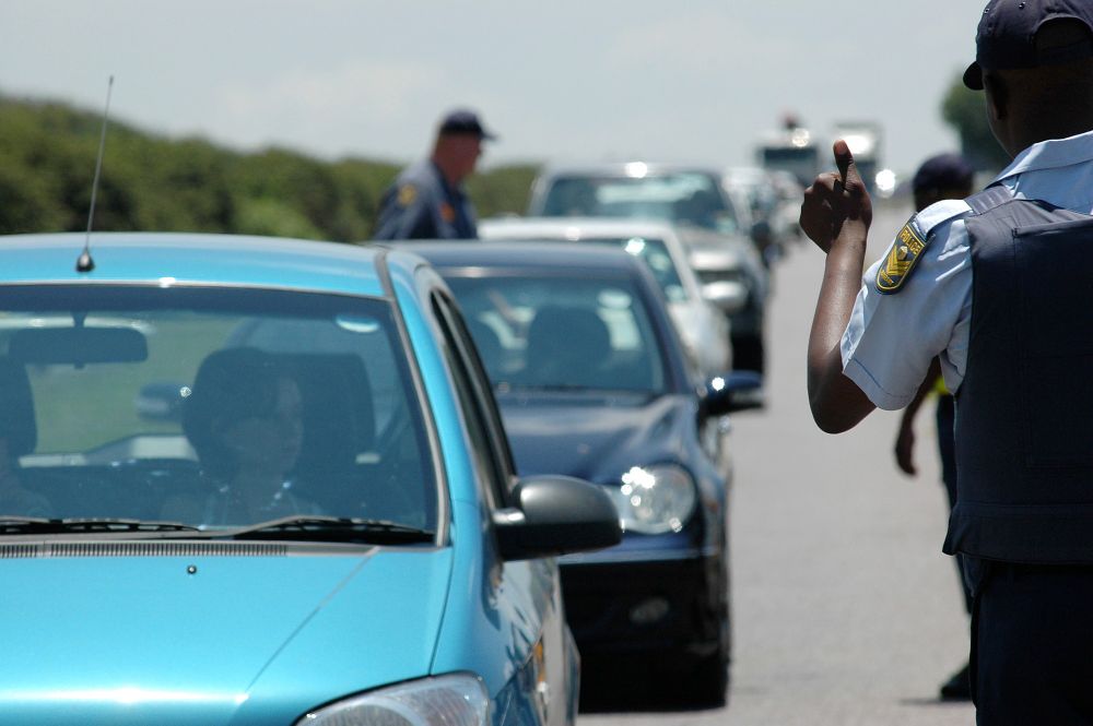 Kidnapped shopkeeper rescued at a roadblock in Delft