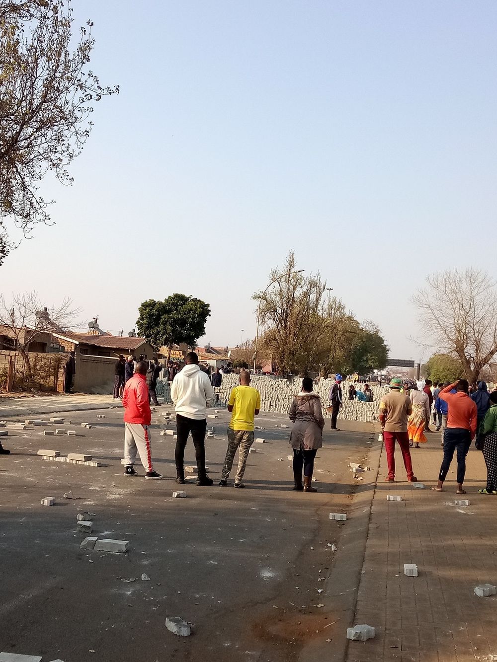 Amnesty SA calls for calm after protester killed as Tembisa riots continue