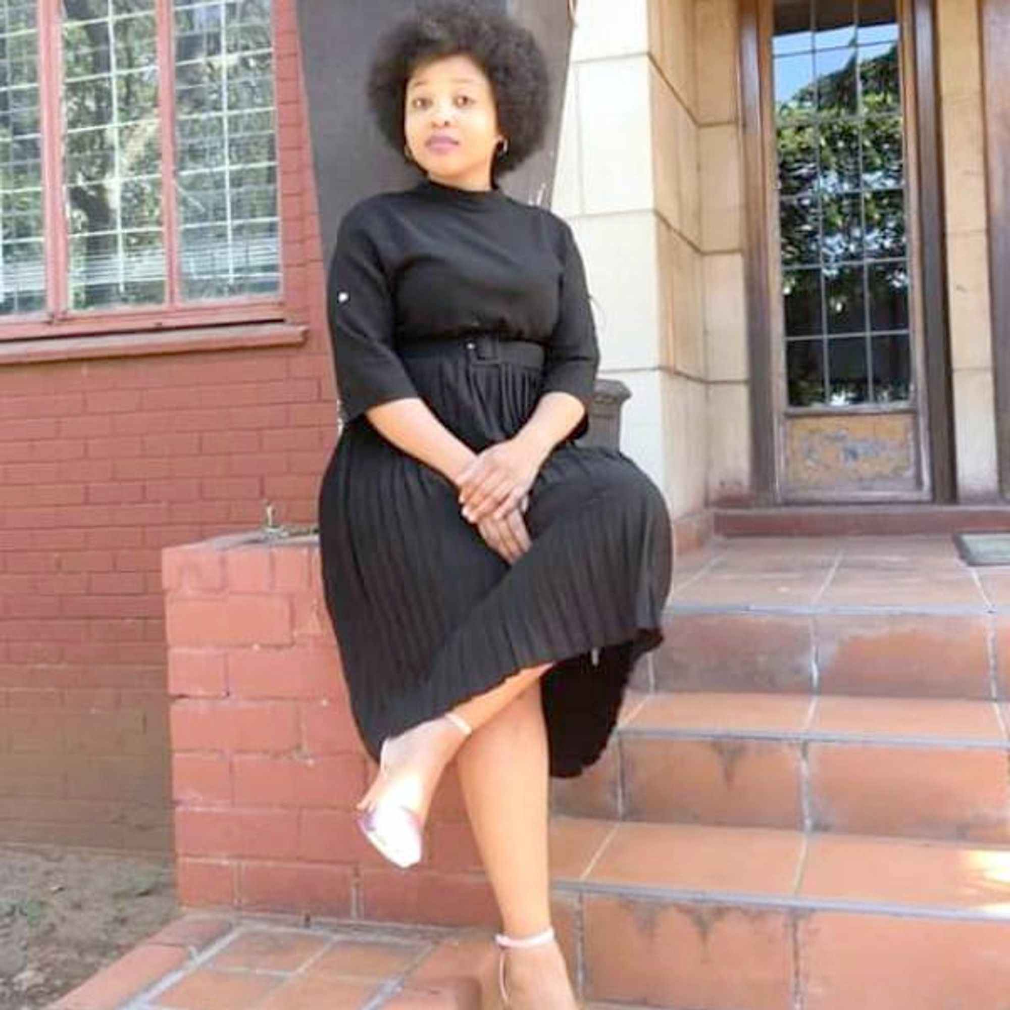 Ngihlaba ukuhlukunyezwa kwabesifazane