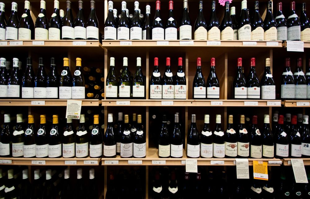 Alcohol ban widely welcomed, but industry worried