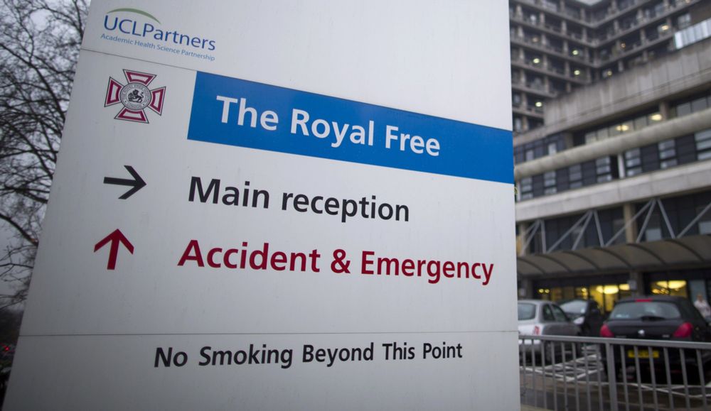 Ebola nurse back in hospital for 3rd time