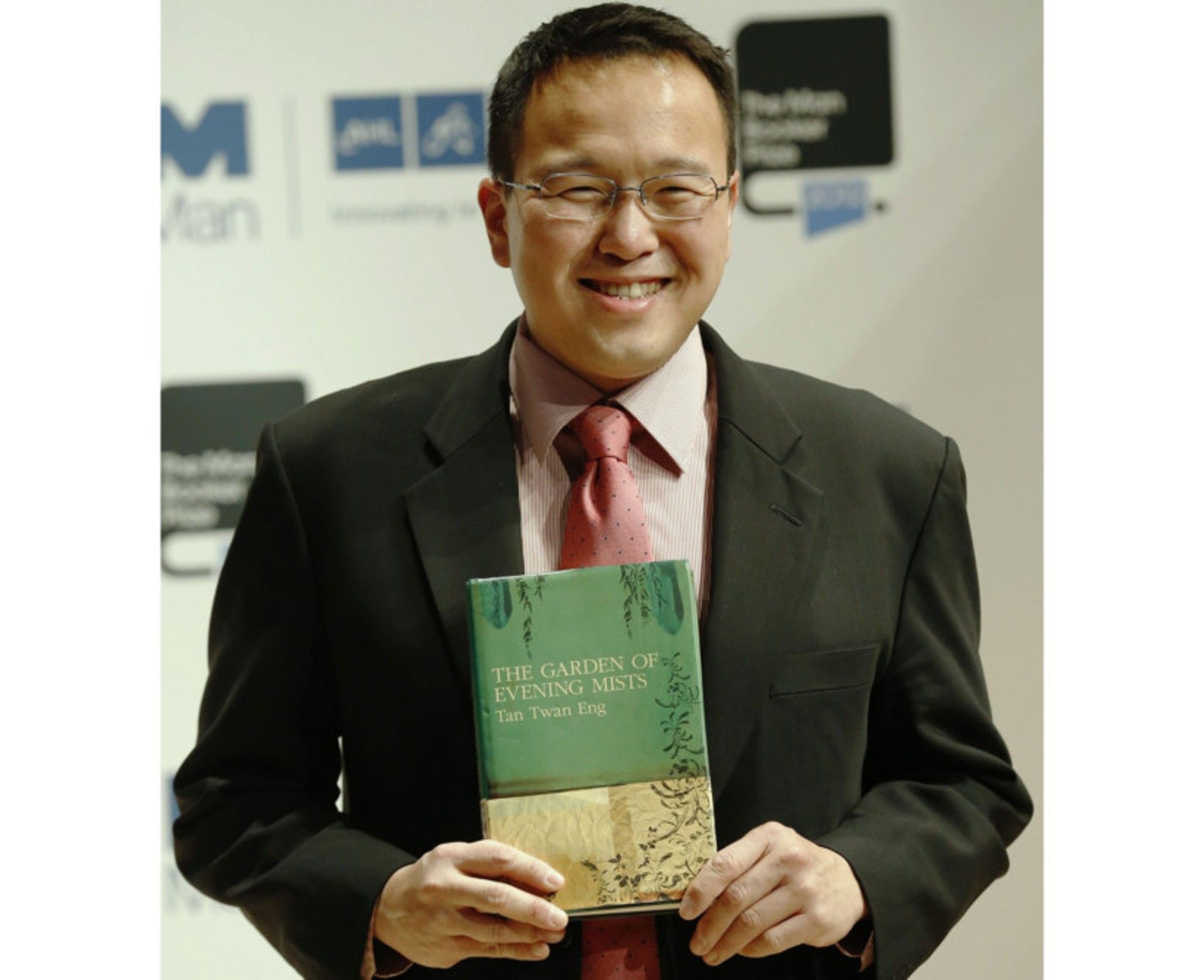 Tan’s the Man after winning top award