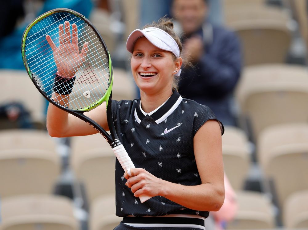Czech teen Vondrousova to face Barty in French Open final