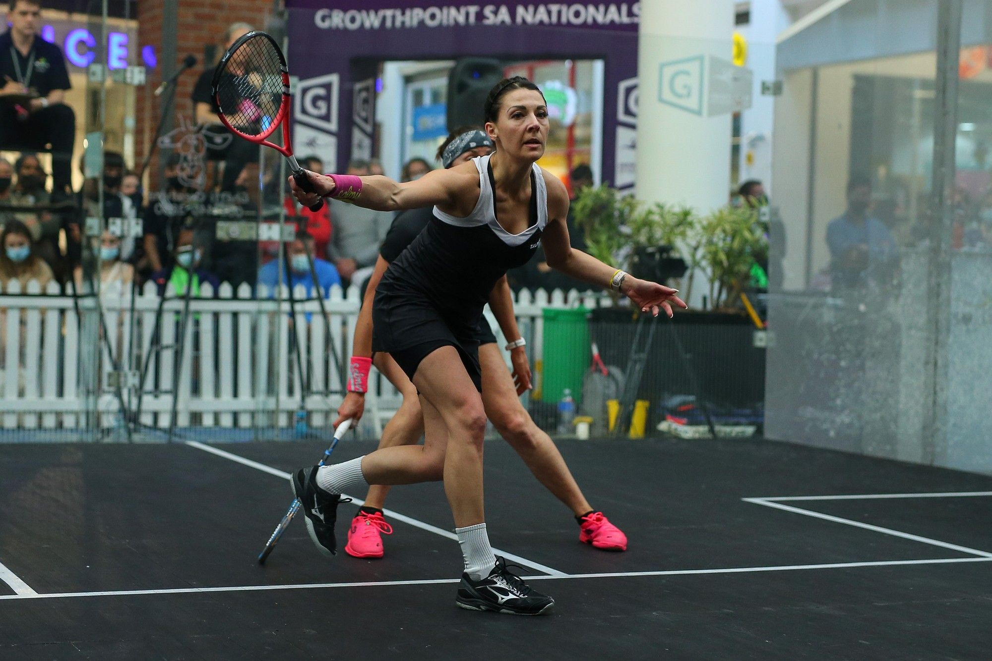 Muller wins SA squash title